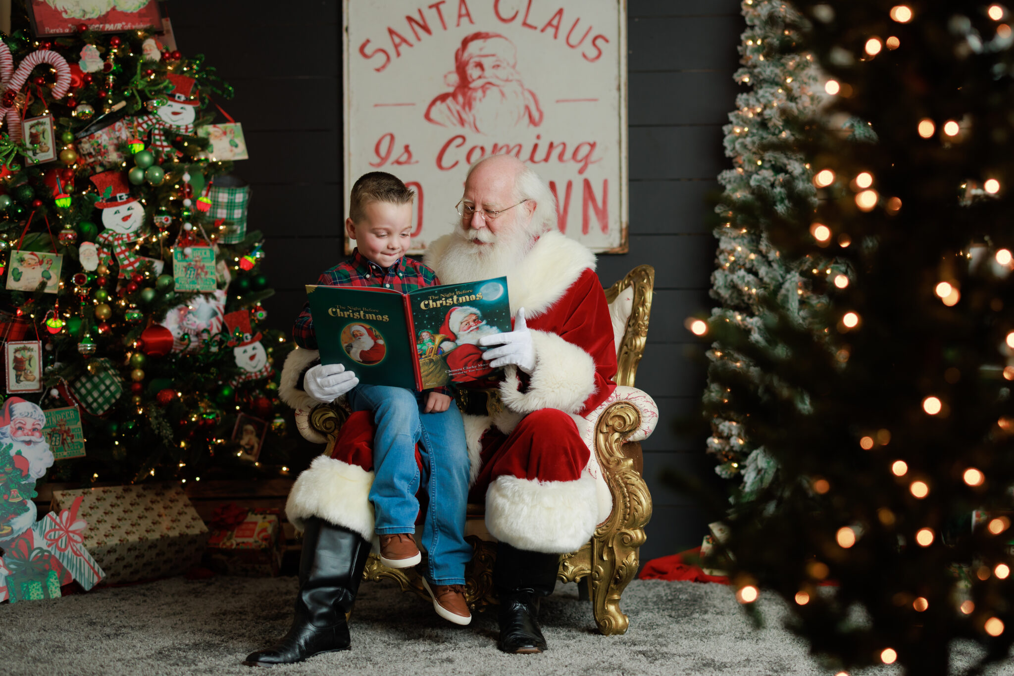 A Date With Santa Christmas Mini Session 2024 — Victoria Lee Photography