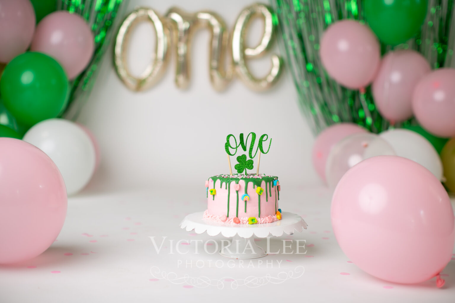 Lucky ONE cake smash first birthday session! — Victoria Lee Photography