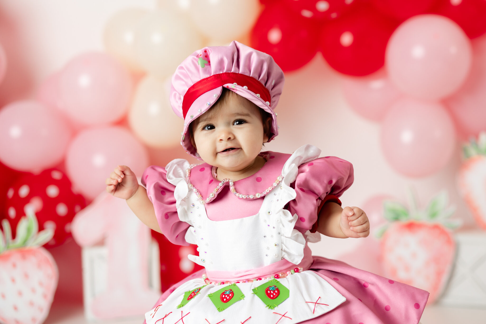 Strawberry Shortcake Birthday | Victoria Lee Photography