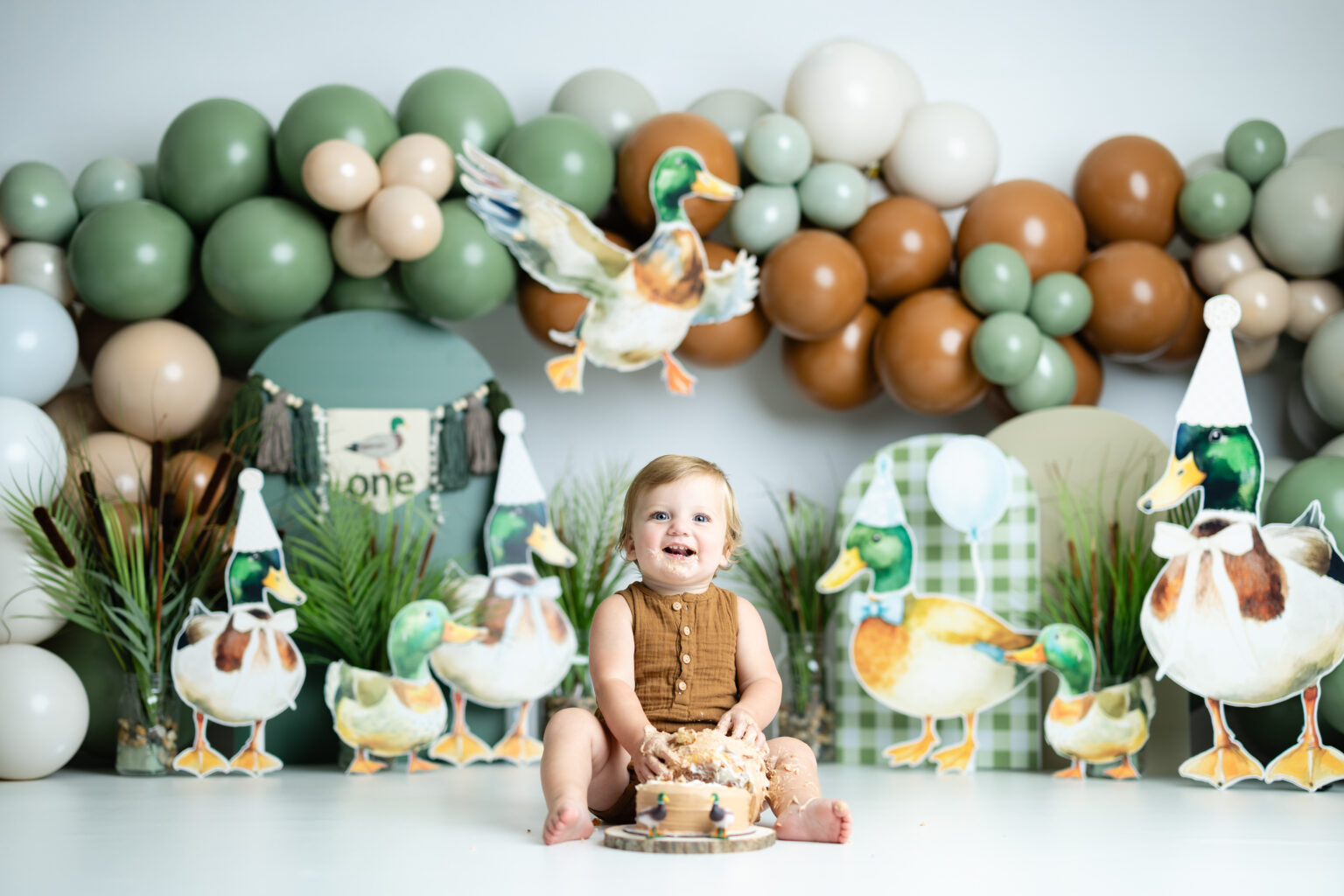 One Lucky Duck with Austin Riley’s Son — Victoria Lee Photography